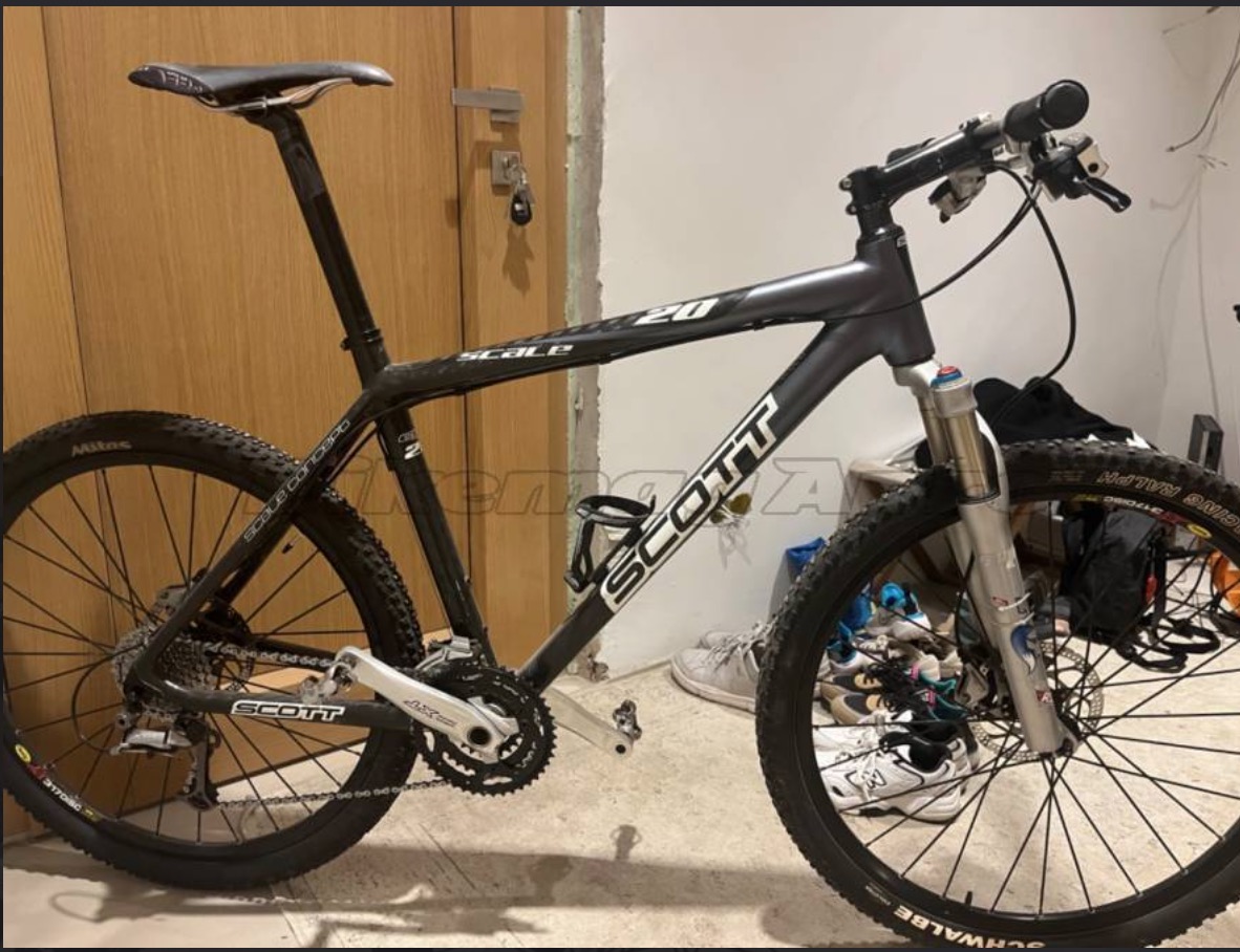 Eladó használt Scott Scale 20 full carbon MTB - Bringakereső