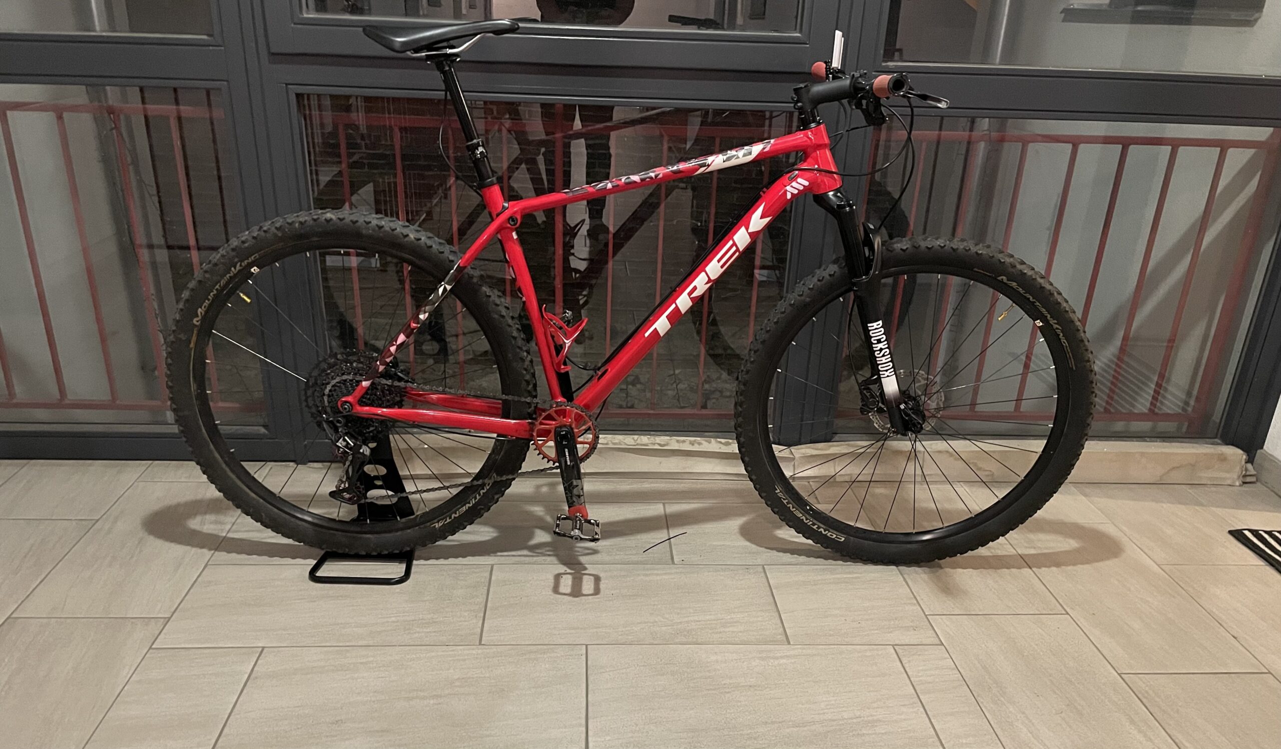 Trek Procaliber 6 - Bringakereső